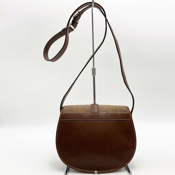 Gucci | Bags | Gucci Pochette Crossbody Elephant Shoulder Bag Leather ...